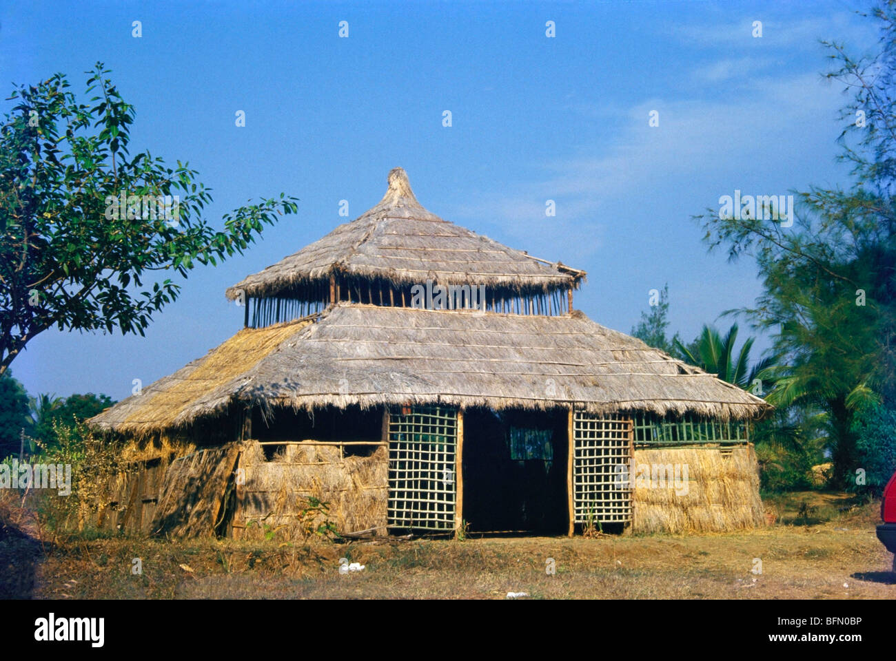 Indian hut historical hi-res stock photography and images - Alamy