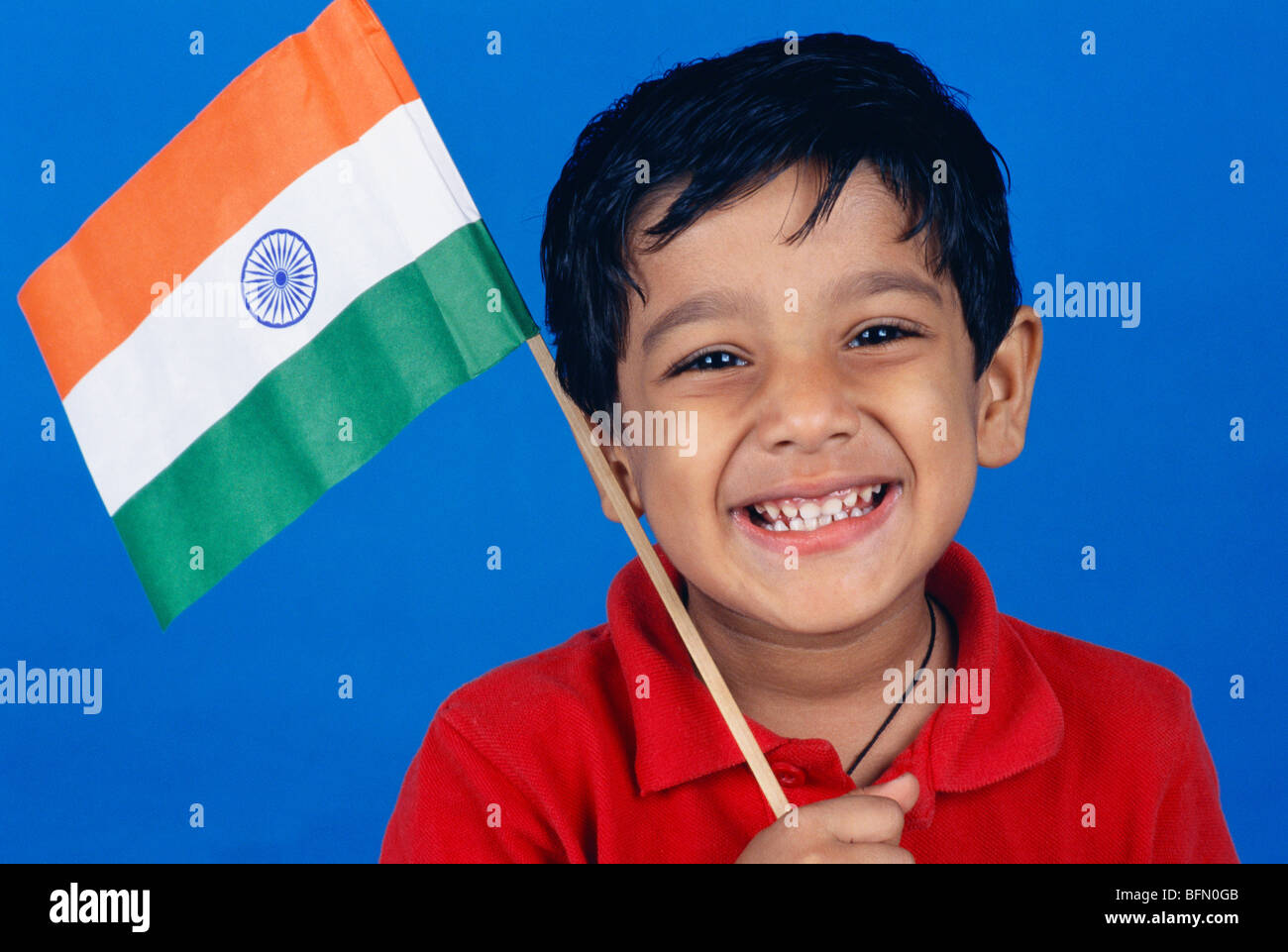 Boy face indian flag hi-res stock photography and images - Alamy