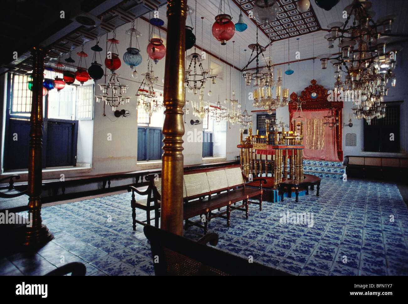 Cochin jewish synagogue hi-res stock photography and images - Alamy