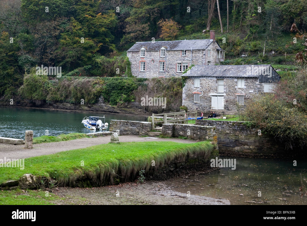 Quay at Pont; near Polruan; Cornwall Stock Photo - Alamy