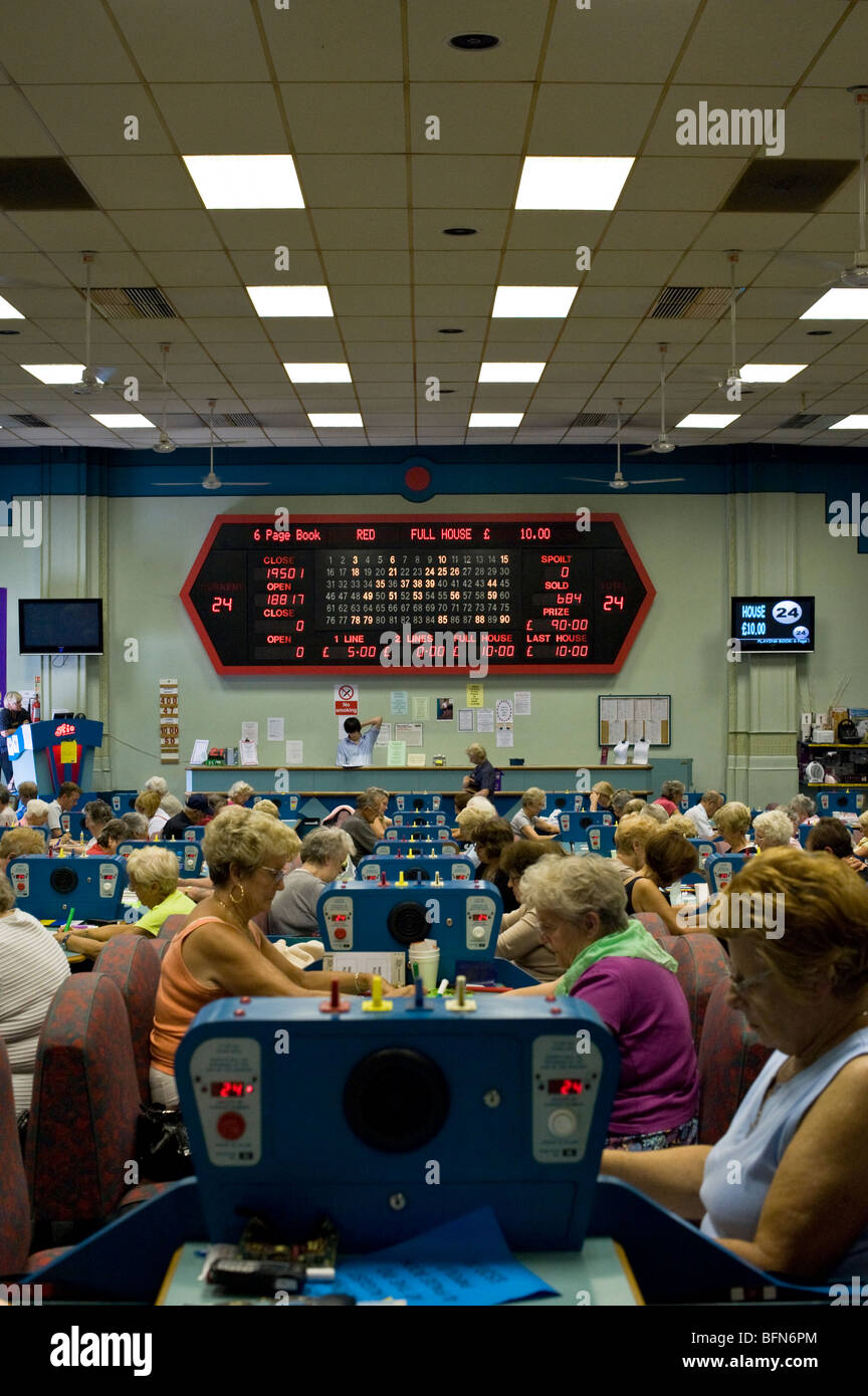 Bingo elderly hi-res stock photography and images - Alamy