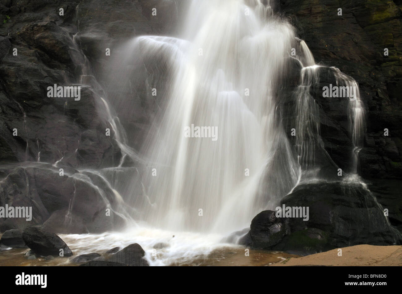 Cliff waterfall aberporth cardigan bay hi-res stock photography and ...