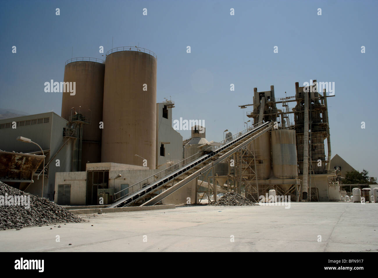 Cementation hi-res stock photography and images - Alamy