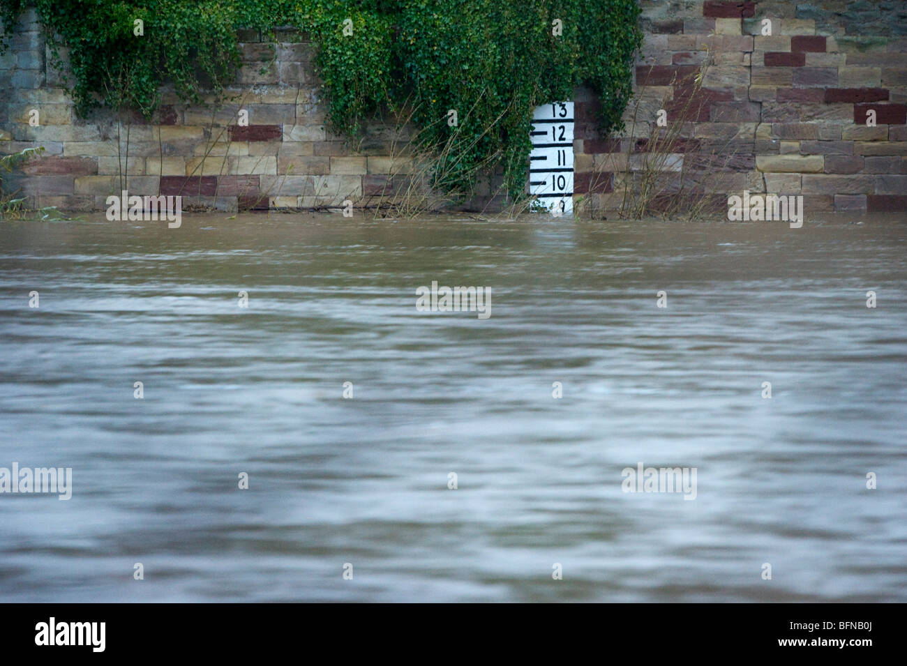 Waterline marker hi-res stock photography and images - Alamy