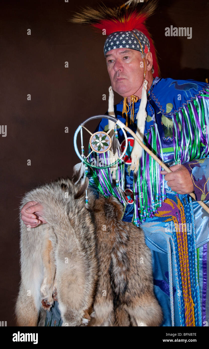 Native american regalia hi-res stock photography and images - Alamy