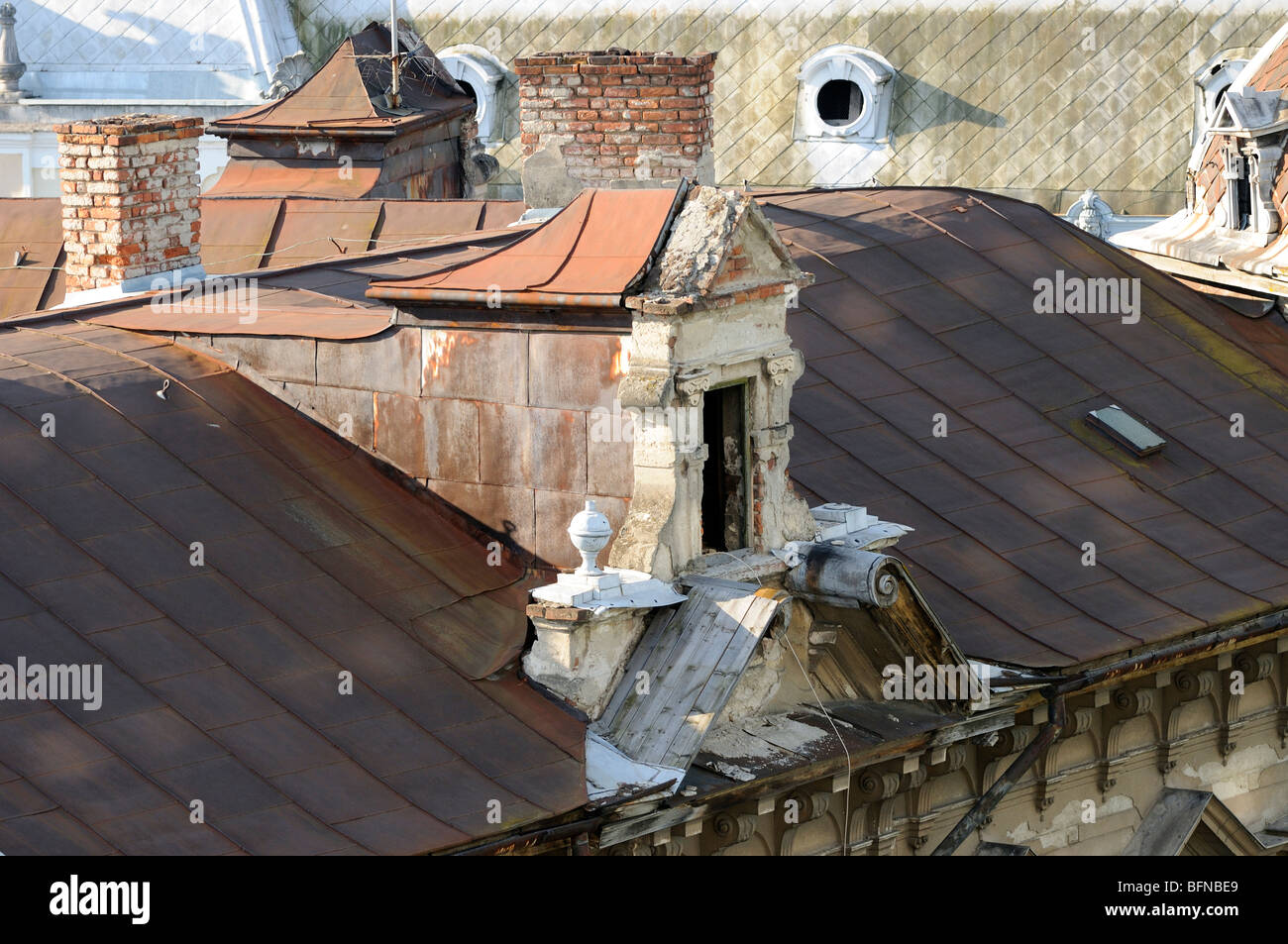 Crumbling rooftops hi-res stock photography and images - Alamy