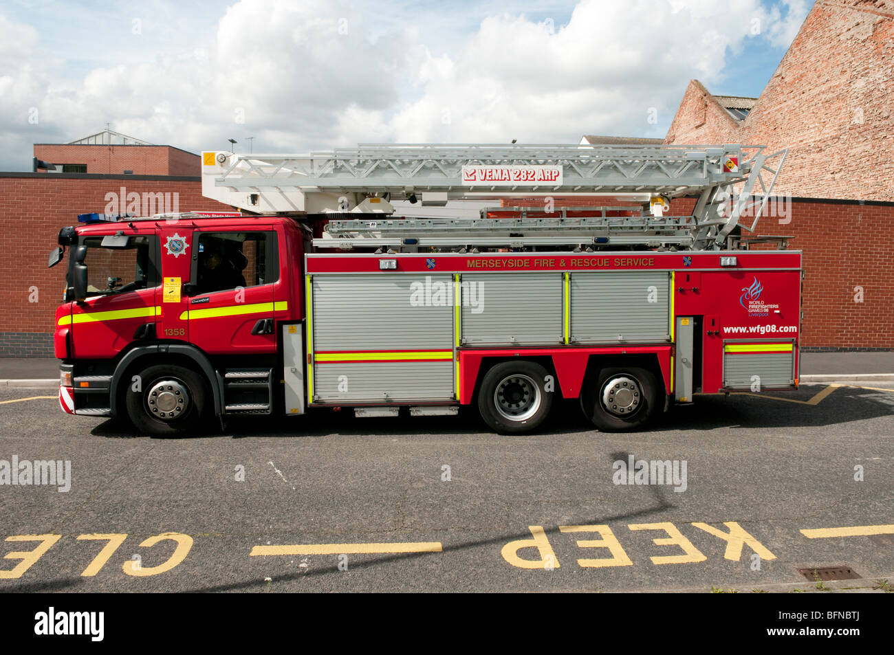 Vema 282 ARP Combined Pump Platform fire engine Stock Photo - Alamy