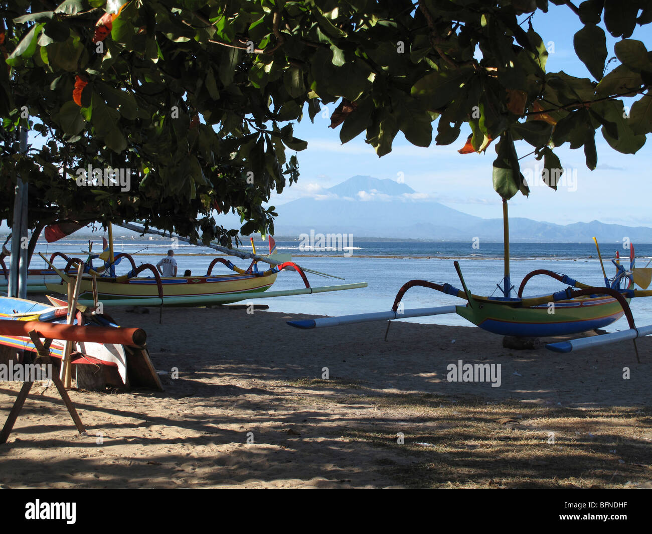 Traditional Boat Prahu Stock Photos & Traditional Boat Prahu Stock ...