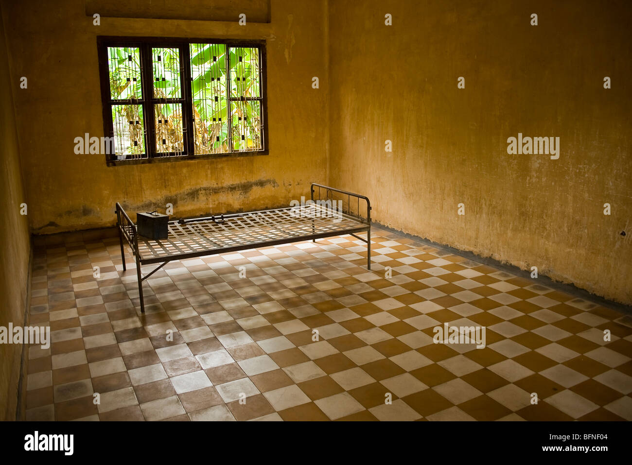 Pol pot 1975 hi-res stock photography and images - Alamy