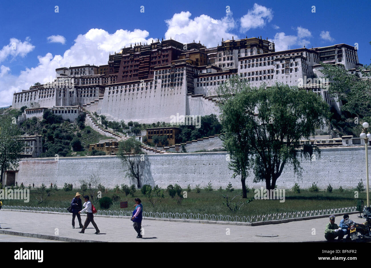 Budala palace hi-res stock photography and images - Alamy