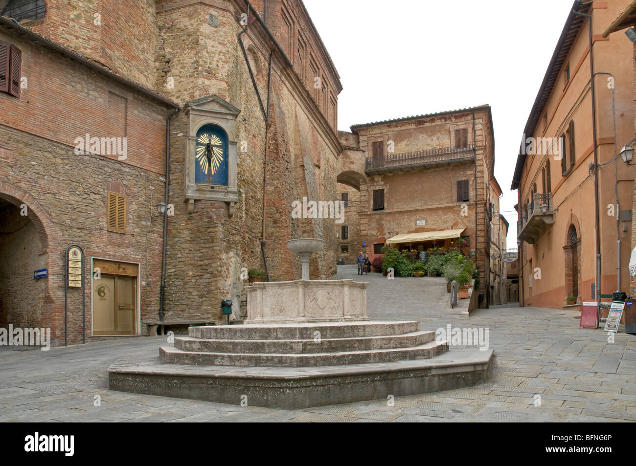 Piazza Umberto with its 15th Century fountain, Panicale, Umbria Stock ...