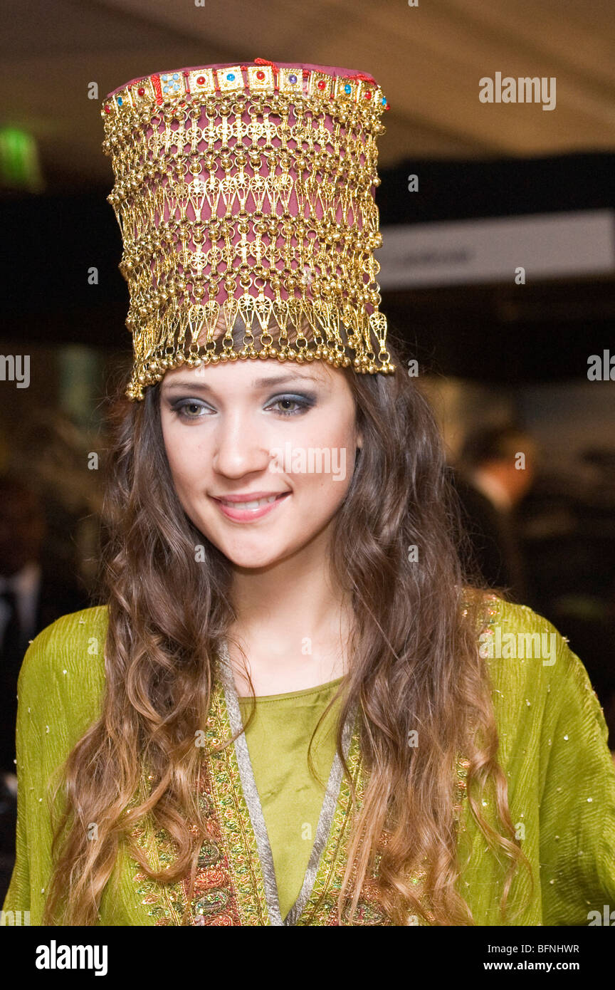Model wearing original headgear presented at the Saudi Gulf Luxury ...