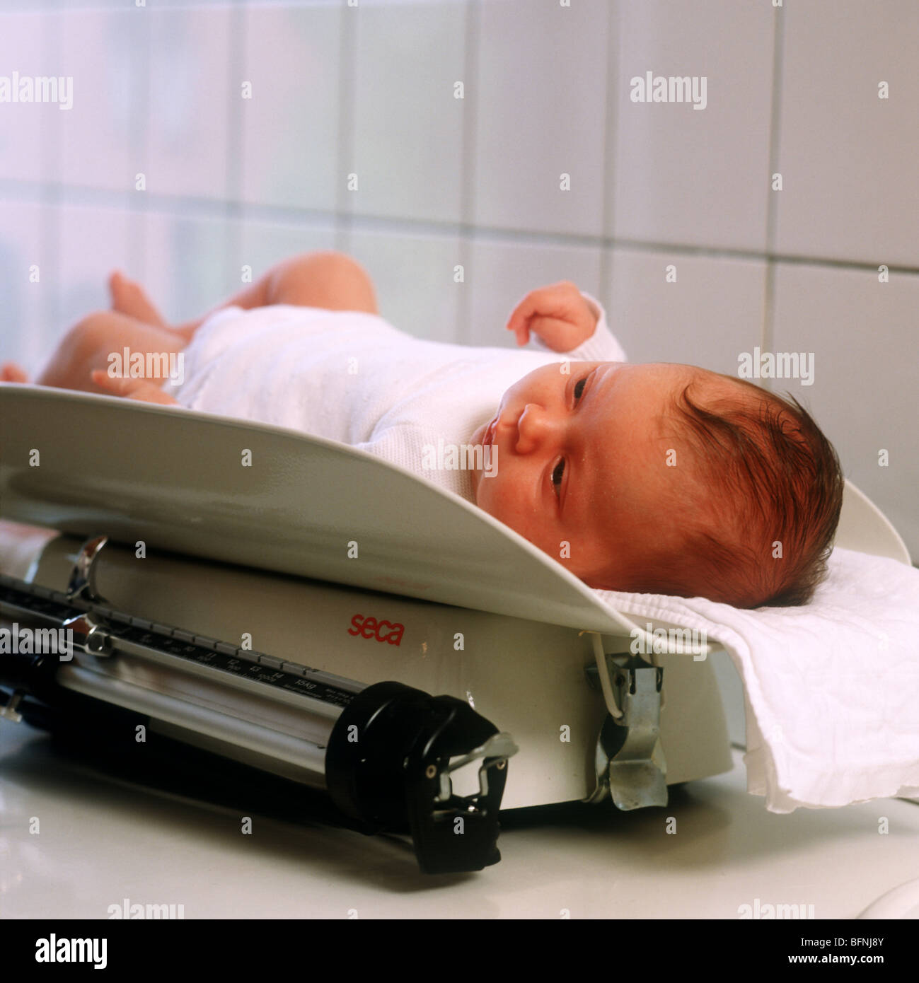 Balance scales uk hi-res stock photography and images - Alamy