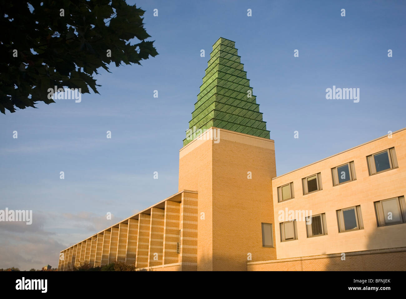 Oxford business hi-res stock photography and images - Alamy