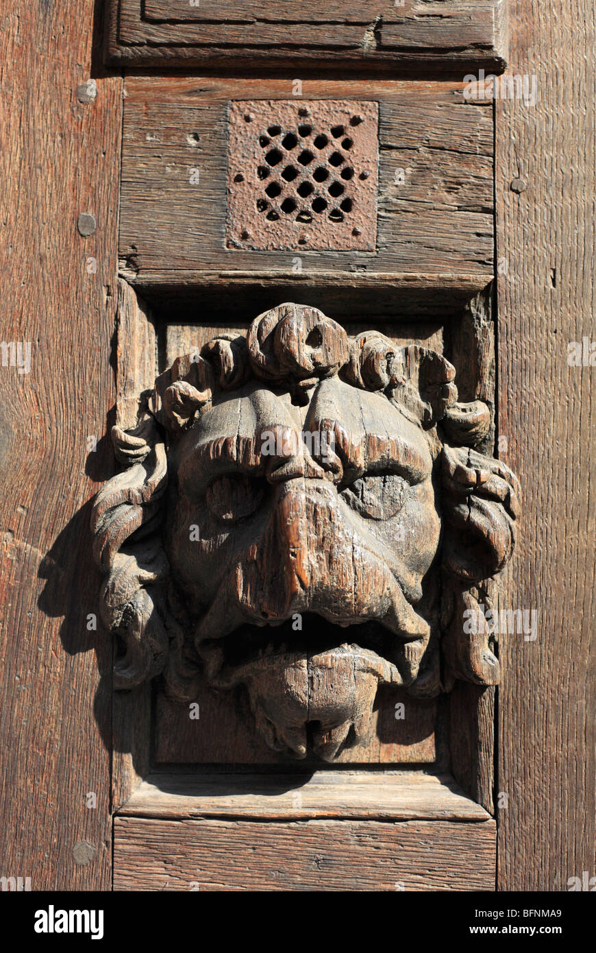 Wooden relief carving hi-res stock photography and images - Alamy