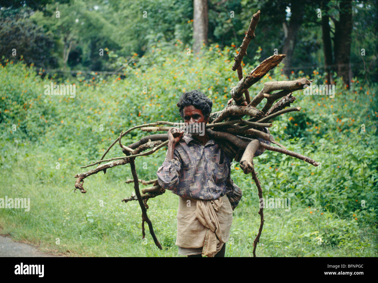 Jenu kuruba tribal tribe hi-res stock photography and images - Alamy