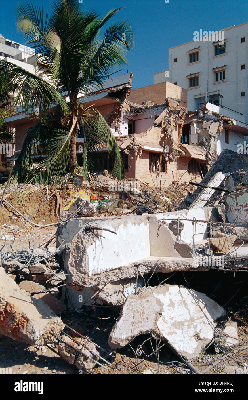 Earthquake damage ; apartment building collapsed ; Ahmedabad ; Gujarat ...