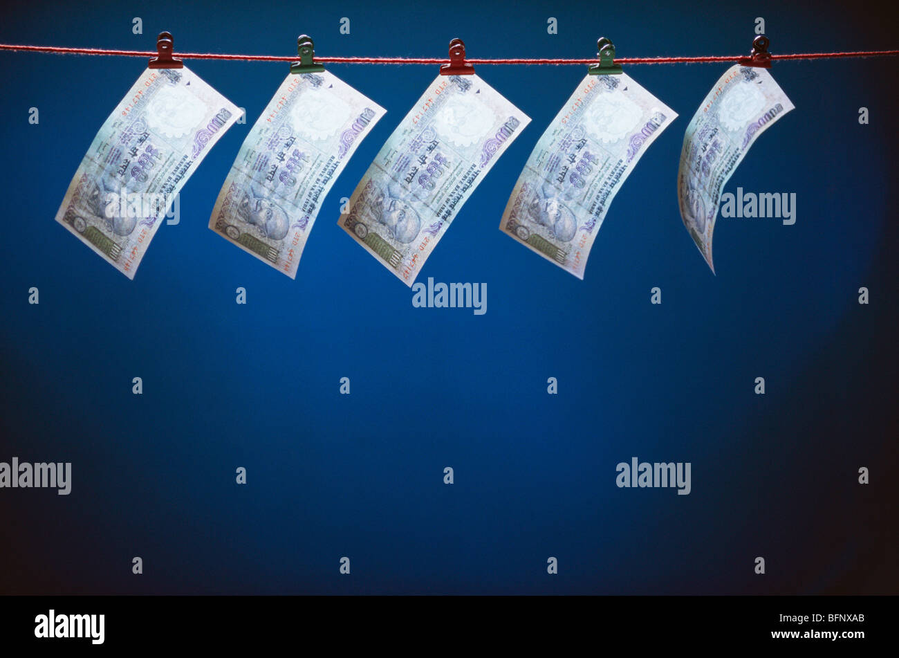 Drying of money hi-res stock photography and images - Alamy