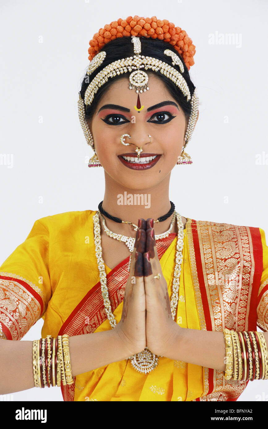 Bharatanatyam Bharathanatyam Indian Classical Dance Of India Asia