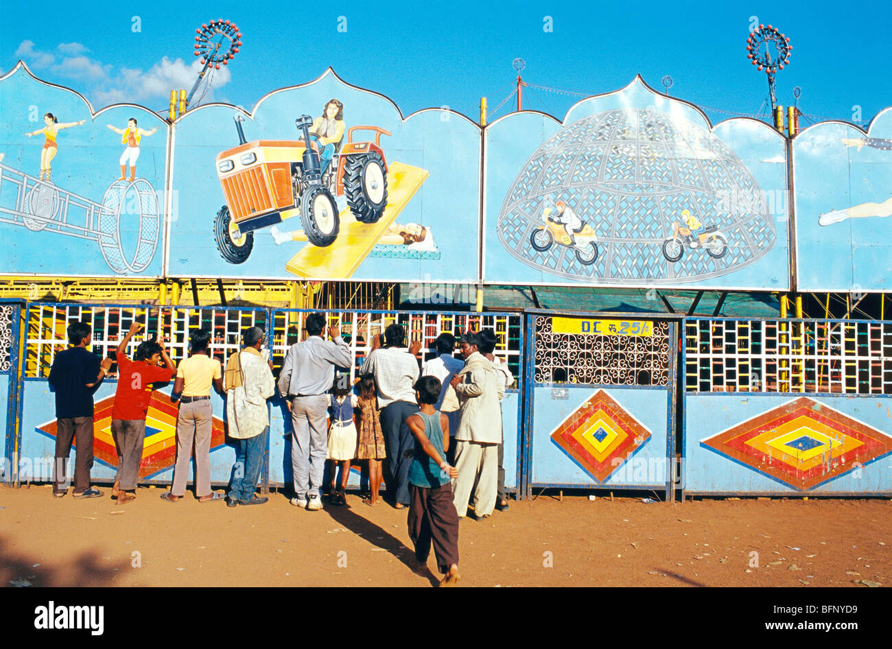 Circus counters hi-res stock photography and images - Alamy