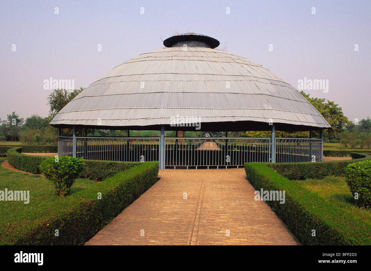 Buddha Relic Stupa ; Buddhas Relic Stupa ; Chak Ramdas ; Vajji or ...