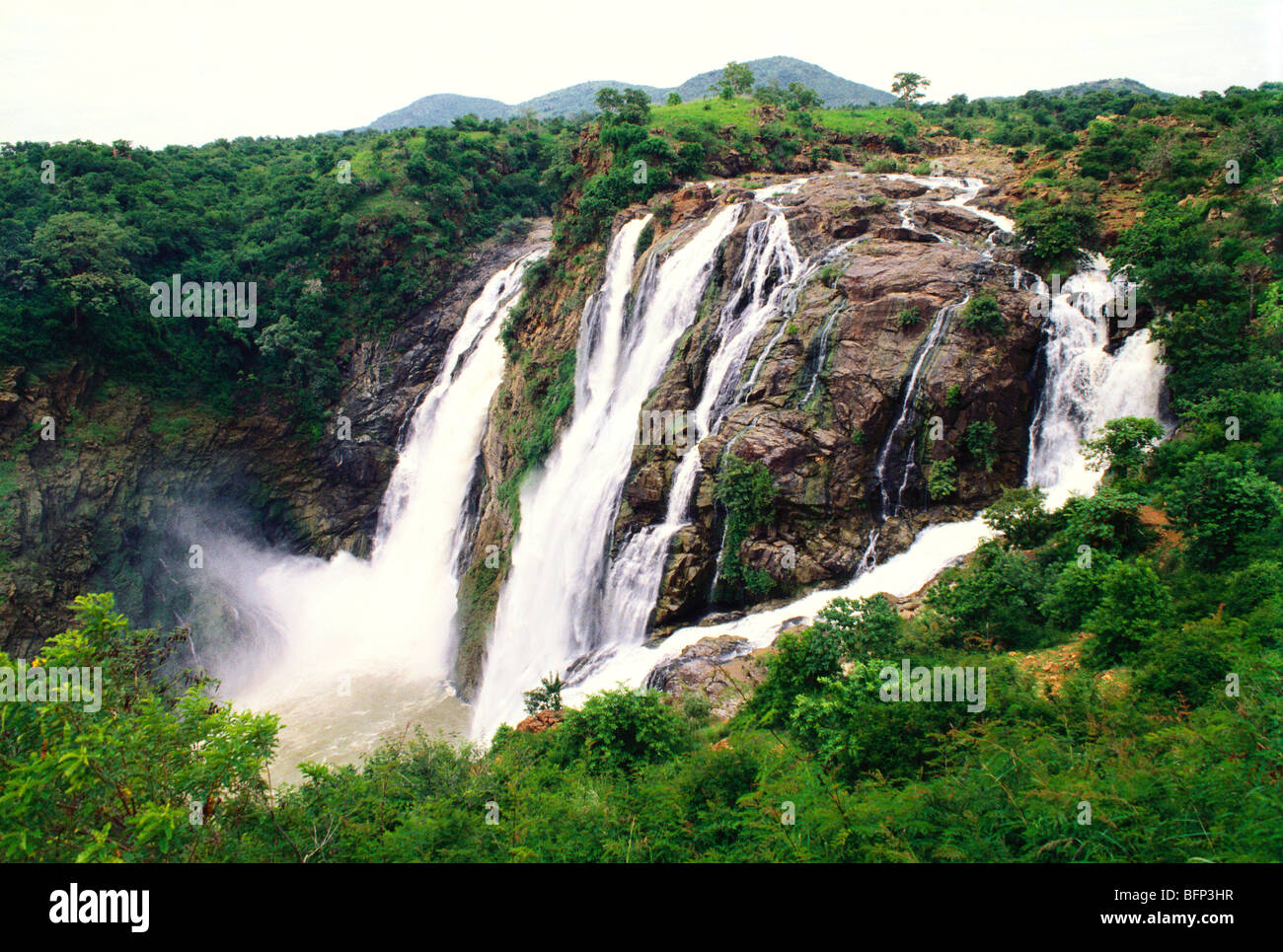 Shivanasamudra Water Falls ; Sivasamudram falls ; Kaveri River ...
