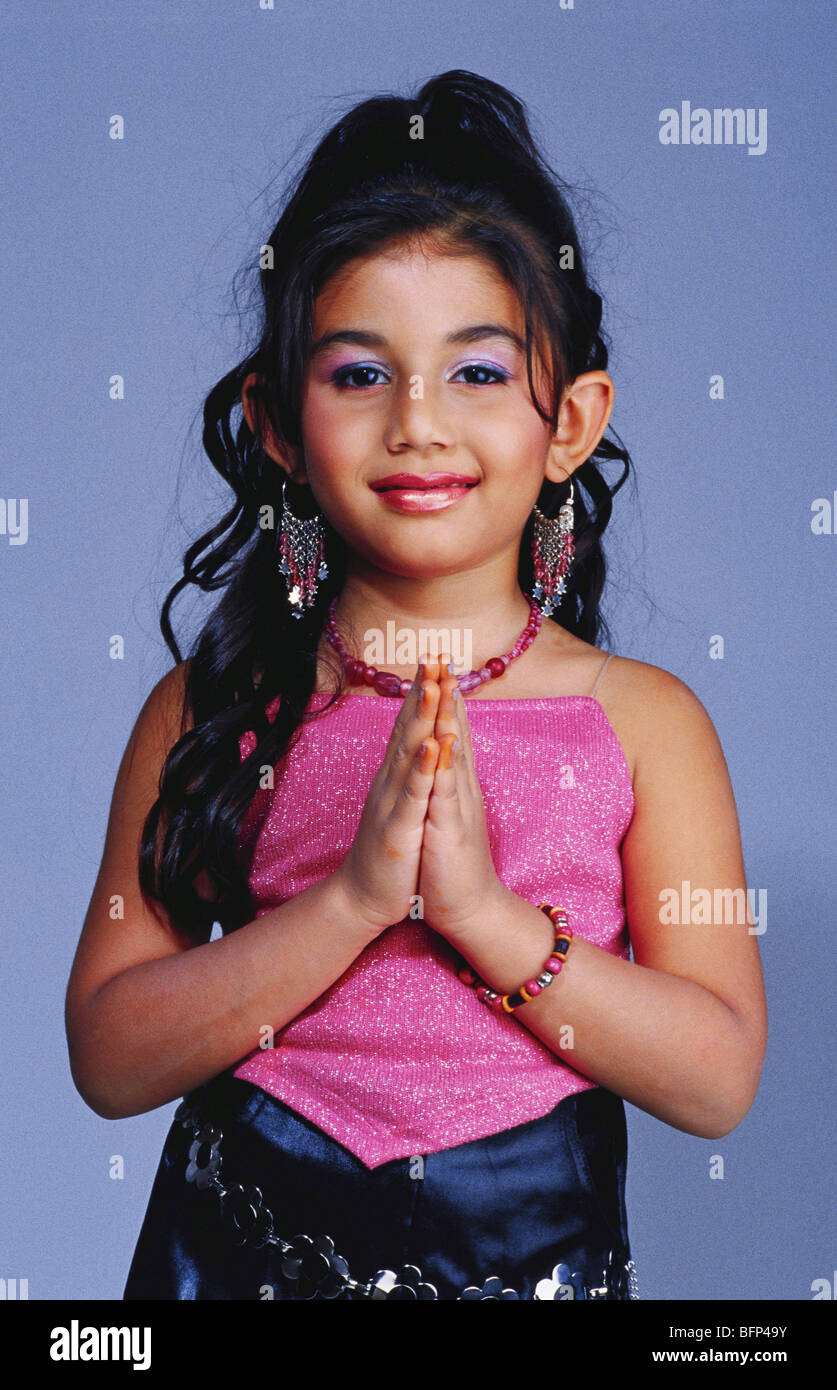 VDA 63560 : Girl dressed as model in welcome pose MR#501 Stock Photo ...