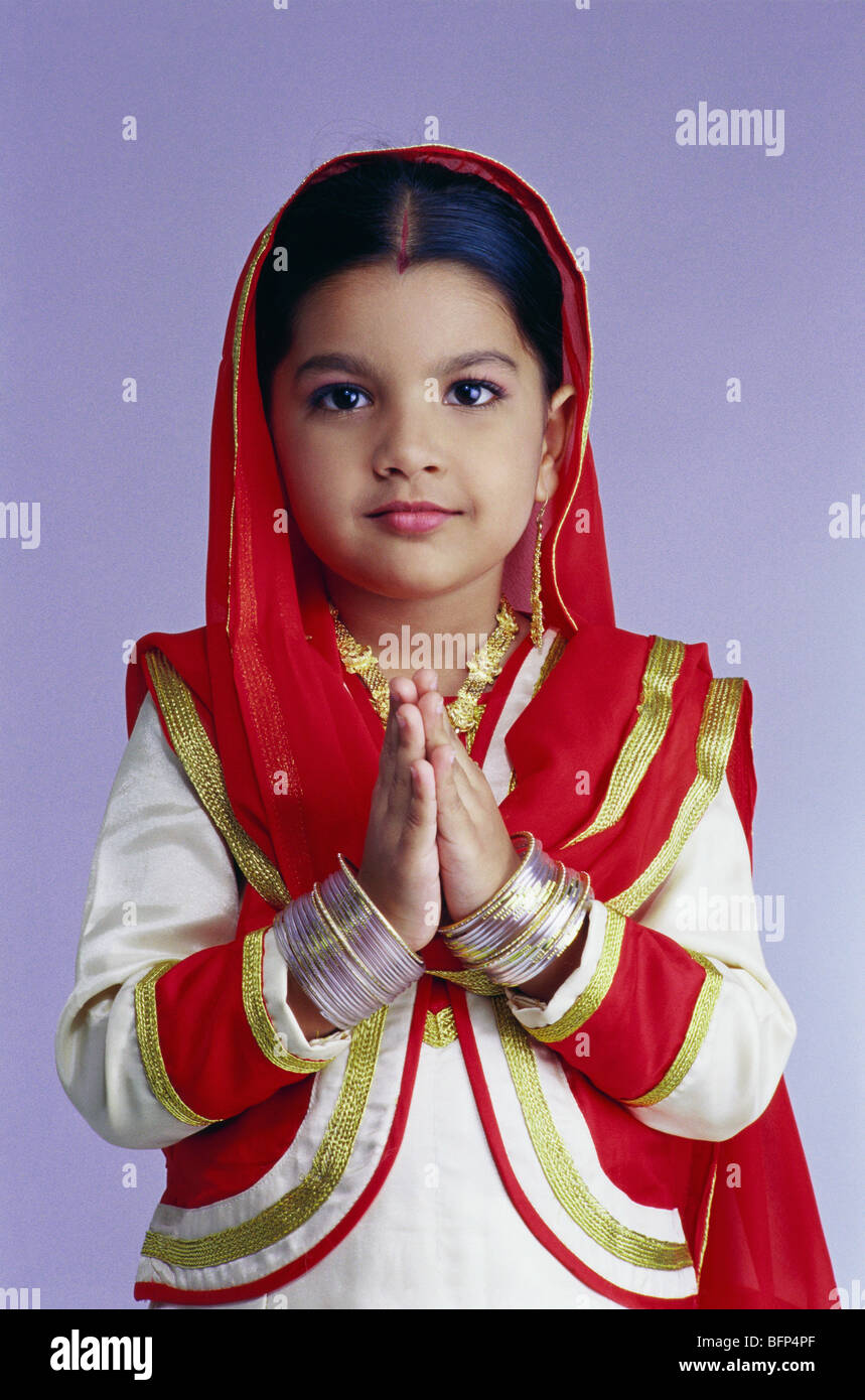 Indian girl greeting namaskar hi-res stock photography and images - Alamy