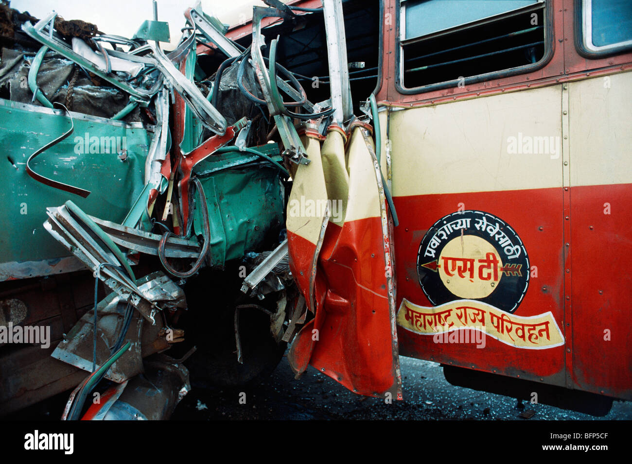 Transport bus crash hi-res stock photography and images - Alamy