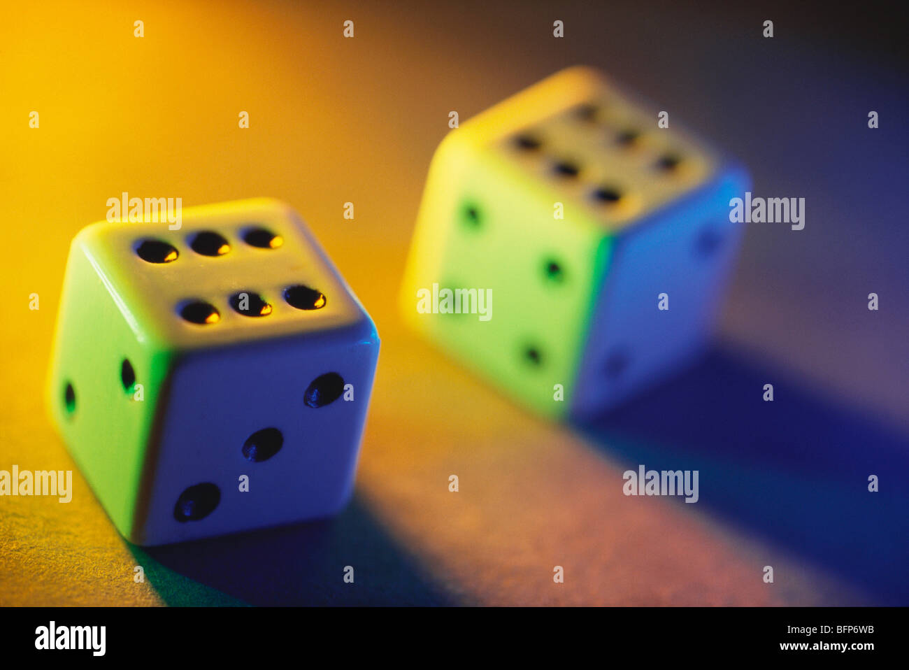 6 dice hi-res stock photography and images - Alamy