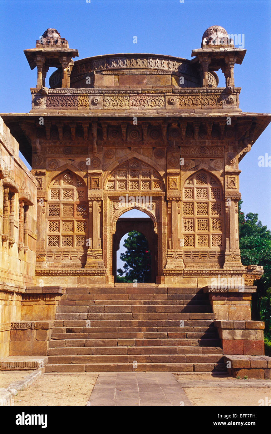 Champaner pavagadh archaeological park hi-res stock photography and ...