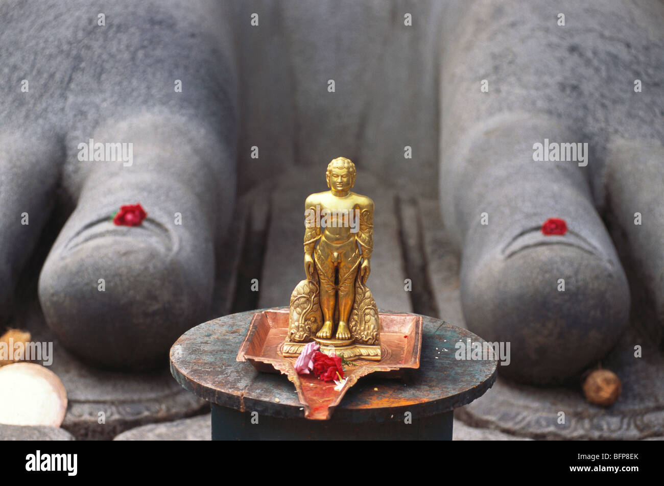Golden statue of Bahubali Gommateshwara ; Shravanabelagola ; Śravana ...