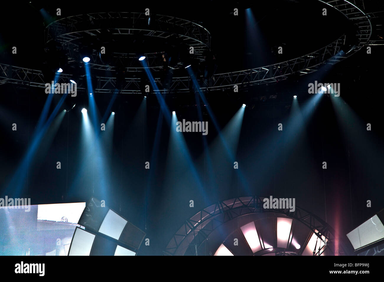 Spot lights lasers hi-res stock photography and images - Alamy