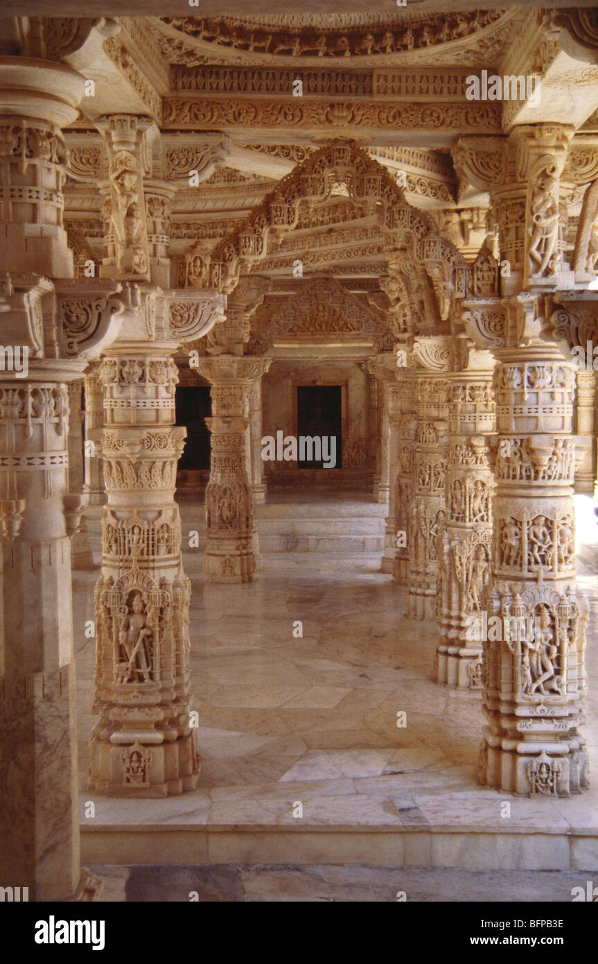 Dilwara jain temple hi-res stock photography and images - Alamy