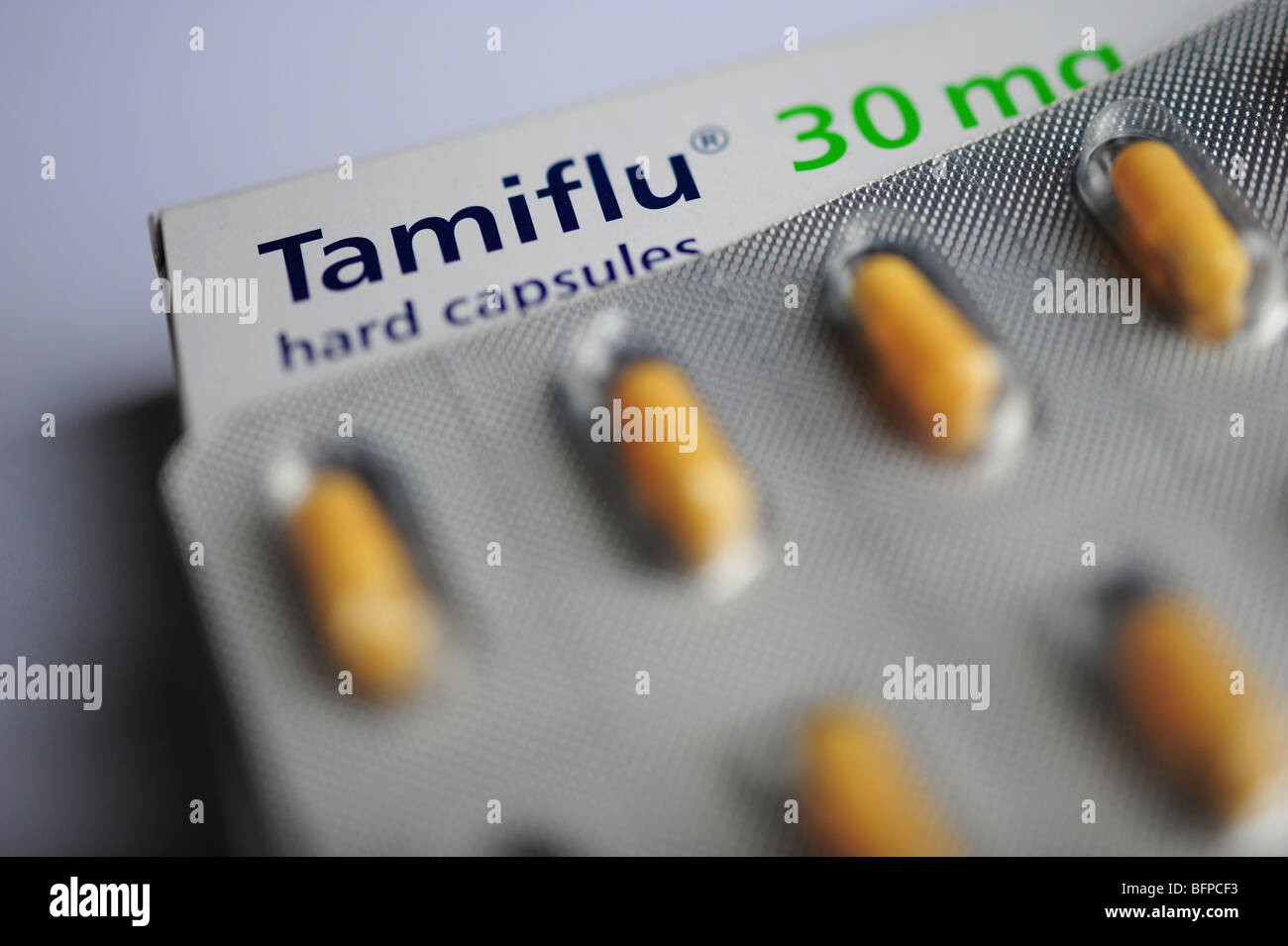 Tamiflu capsule hi-res stock photography and images - Alamy