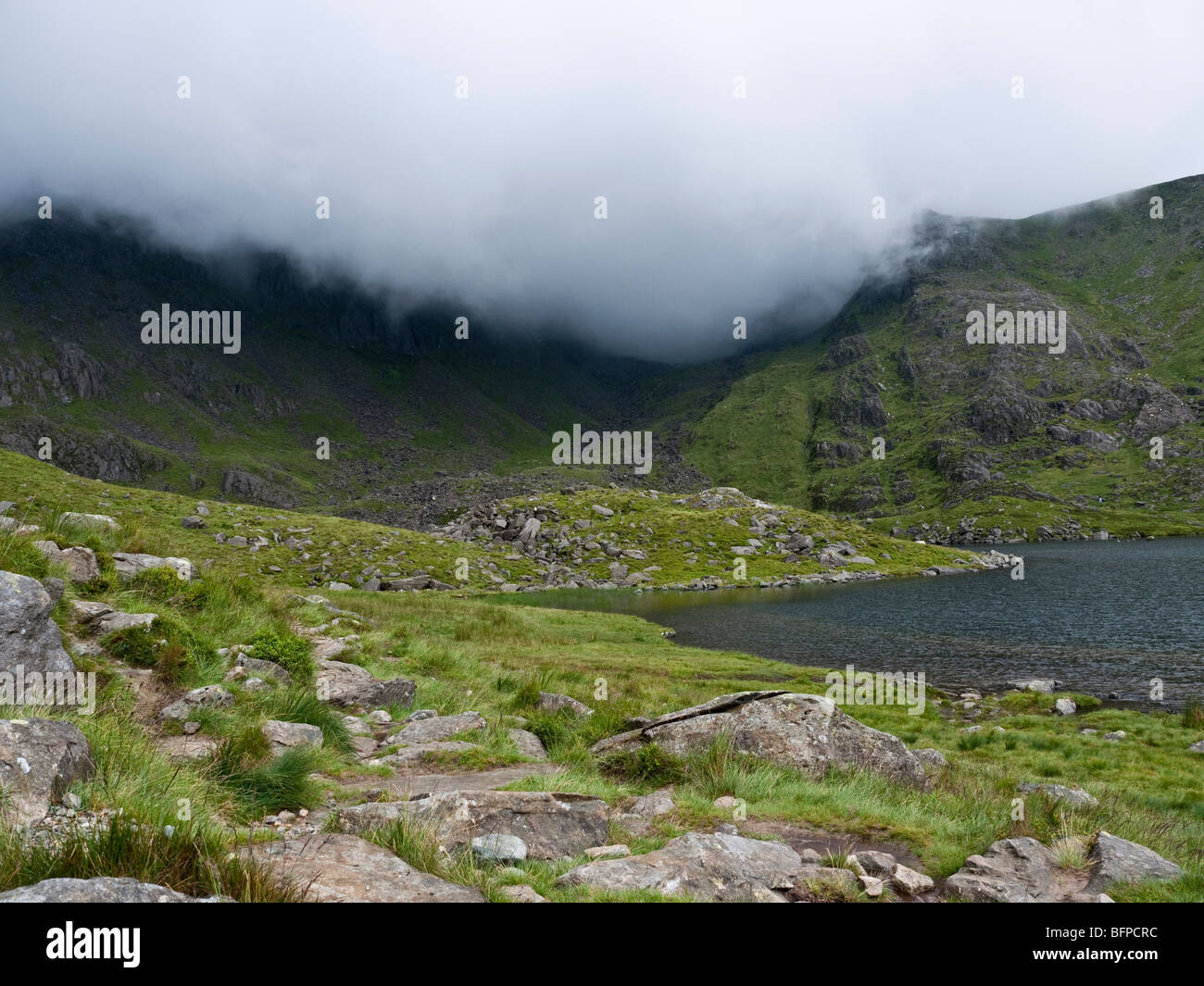 Glyder fach from Llyn Bochlwyd Snowdonia Wales UK Stock Photo - Alamy
