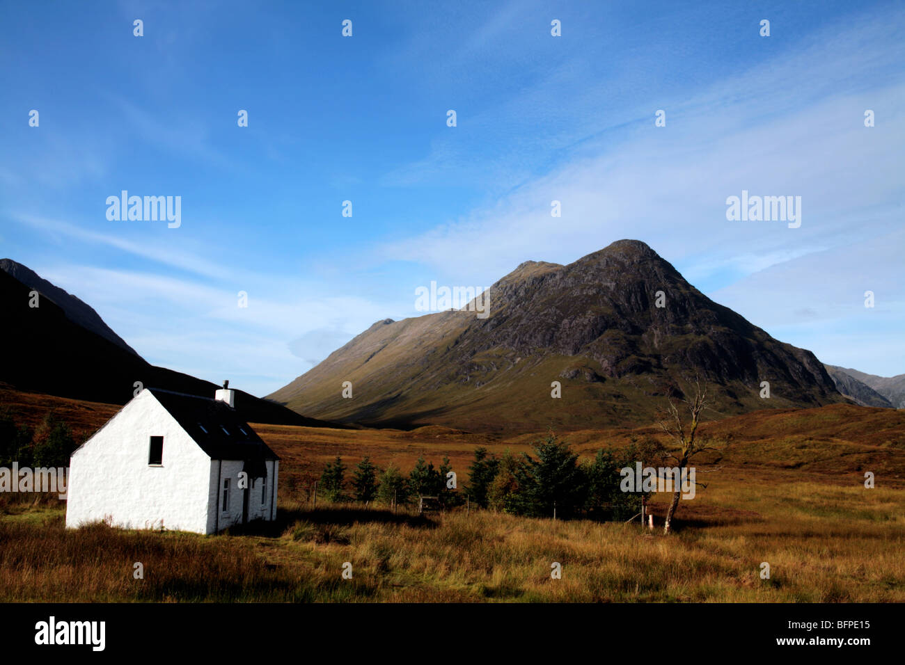 Wee white house hi-res stock photography and images - Alamy