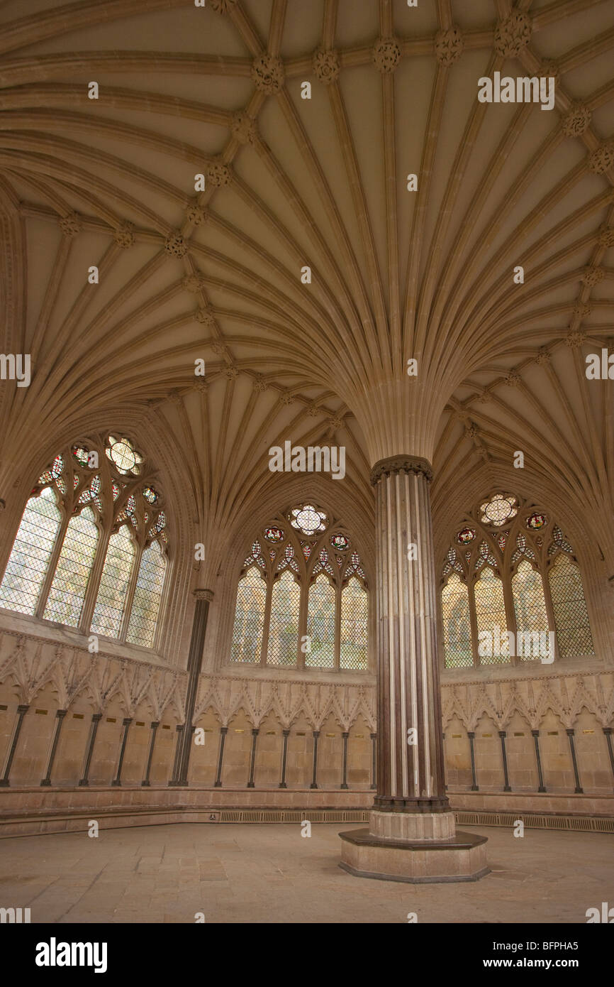 Chapter House interior fan vaulting 14th century Wells Cathedral ...