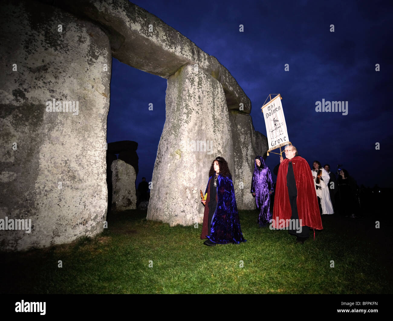Stonehenge druids worship hi-res stock photography and images - Alamy
