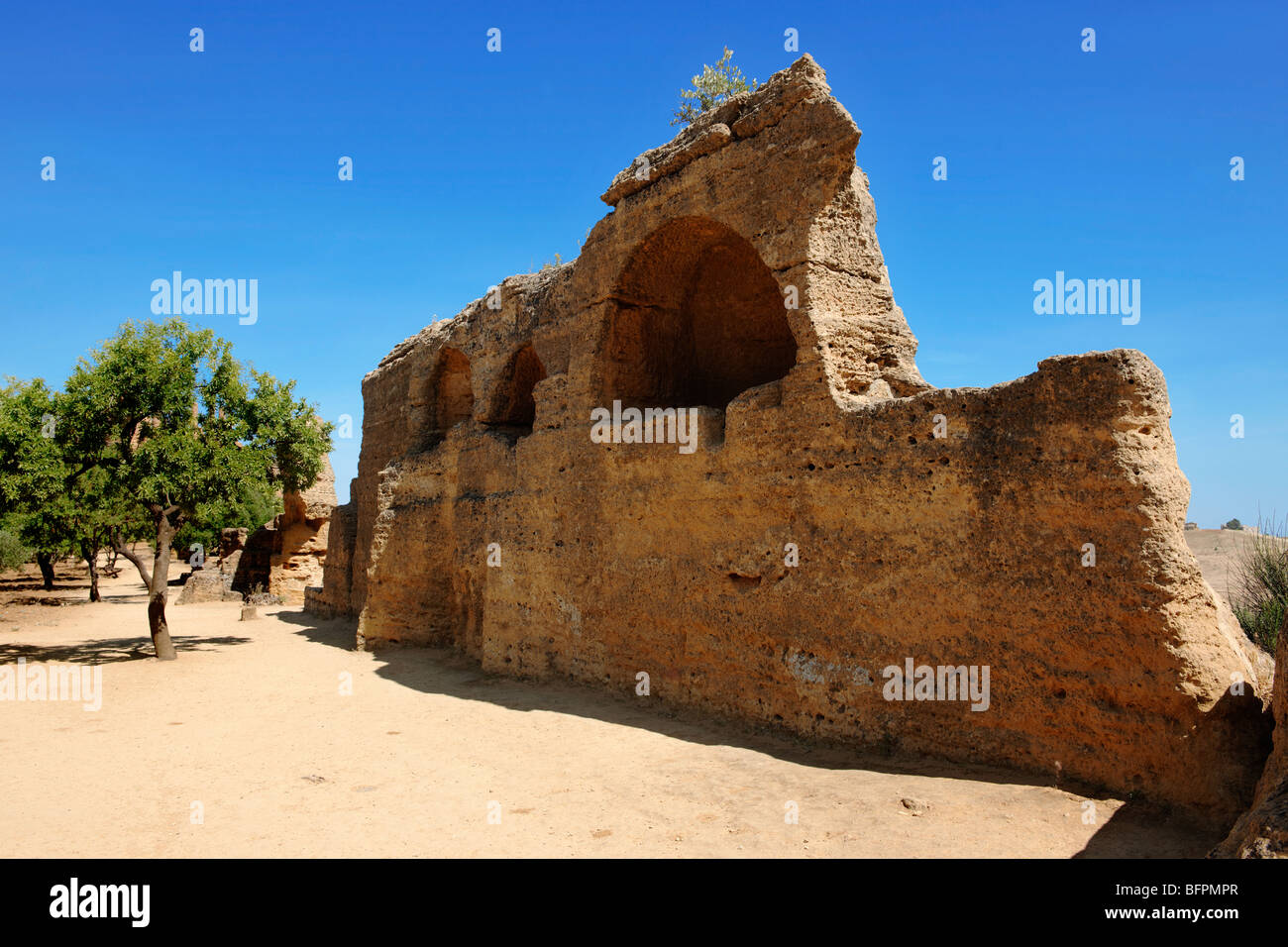 Ancient Greek walls of Agrigento, sicily Stock Photo - Alamy