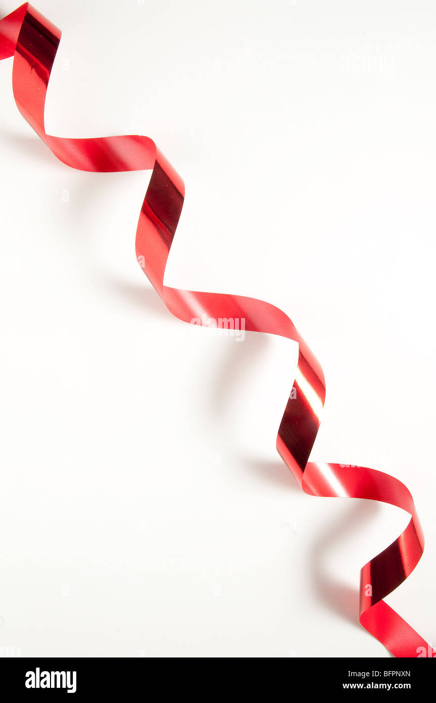 Red ribbon symbol hi-res stock photography and images - Alamy