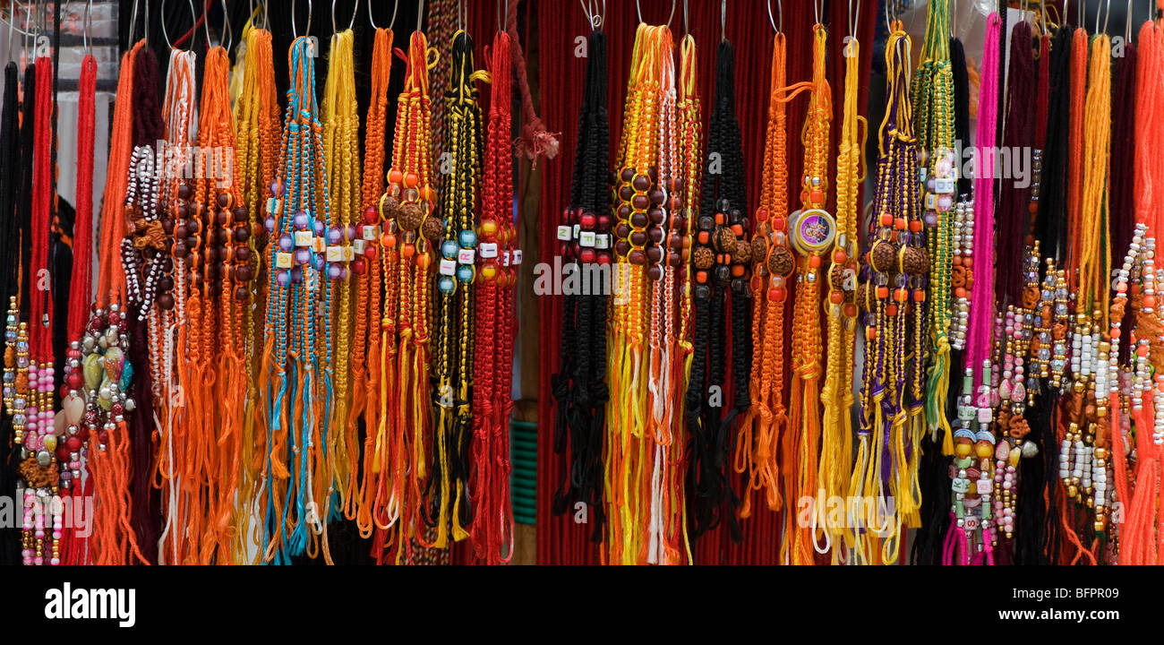 Jewellery market stall hi-res stock photography and images - Alamy