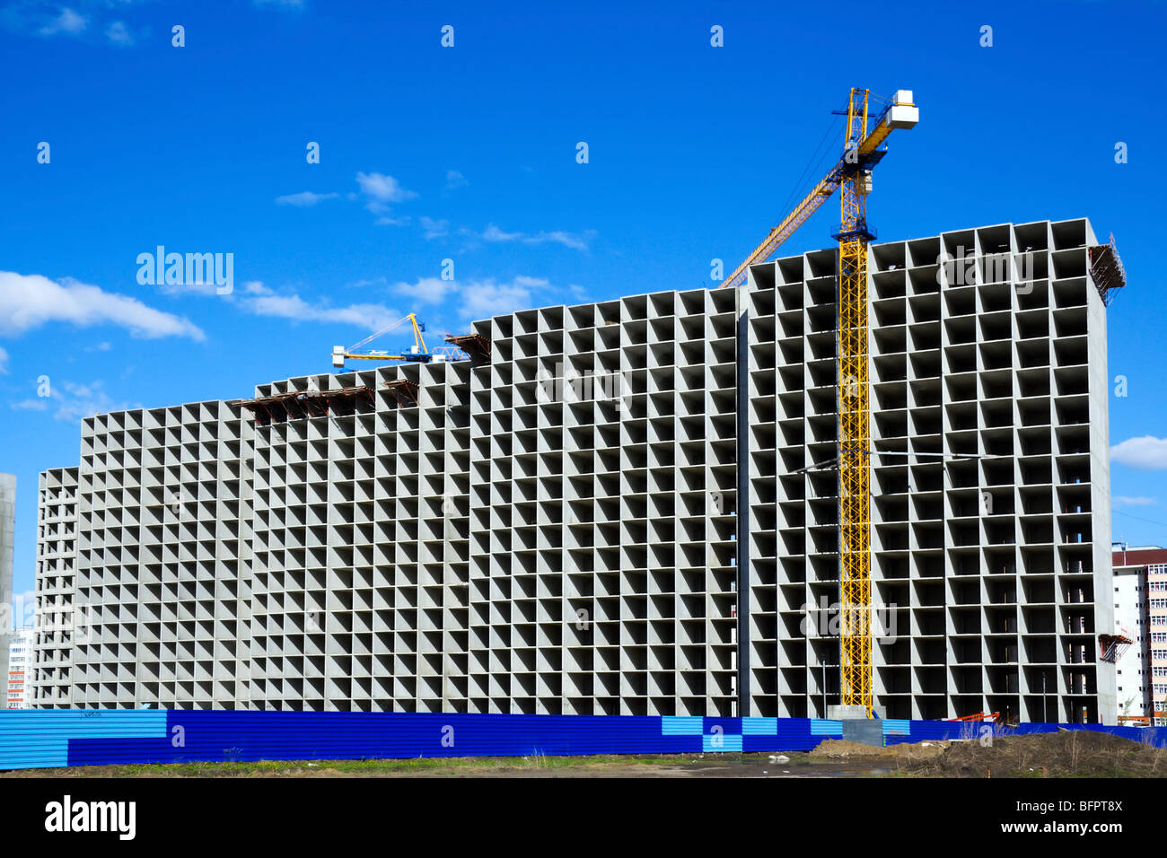 Construction of apartments Stock Photo - Alamy