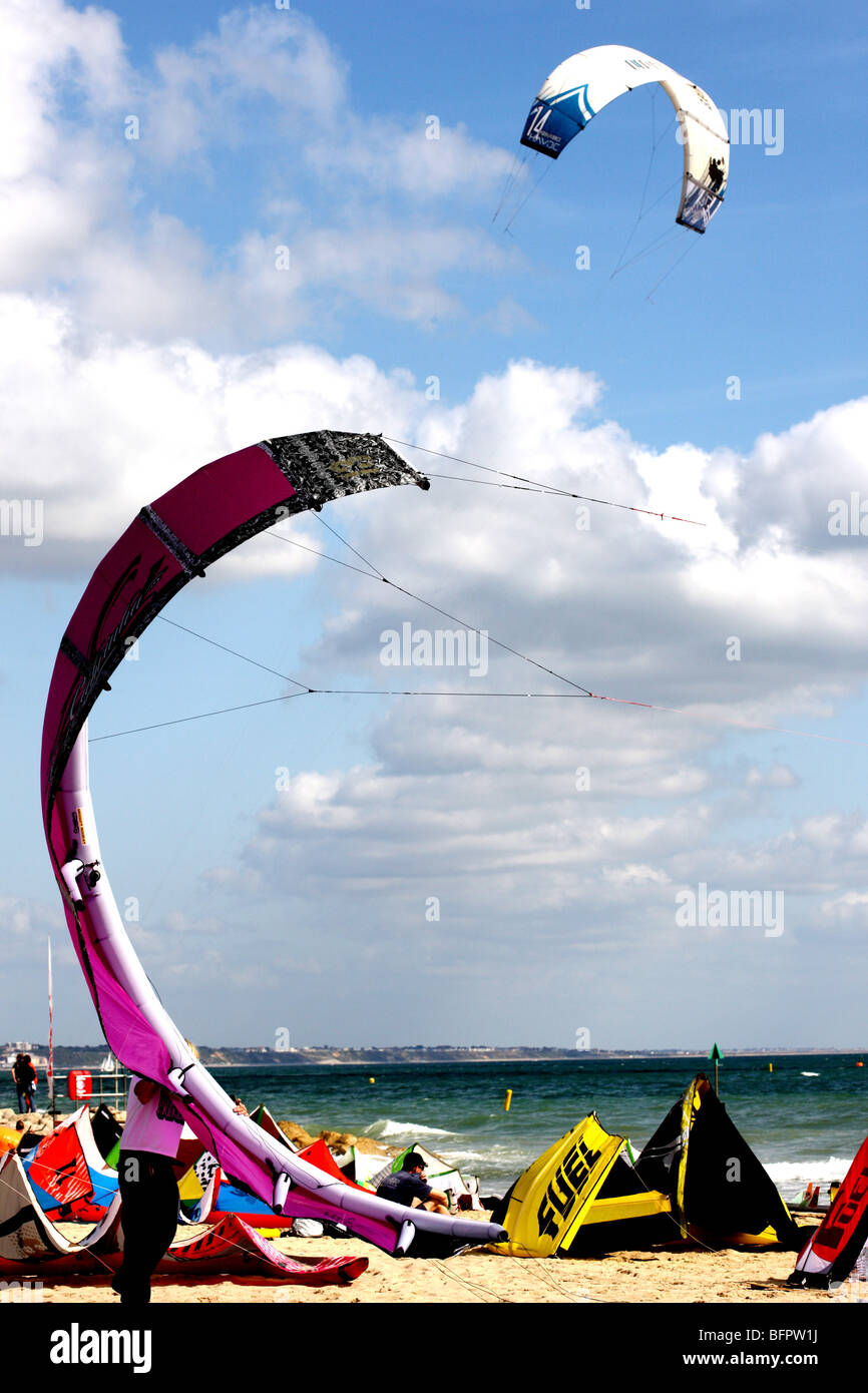 Kitesailing hi-res stock photography and images - Alamy