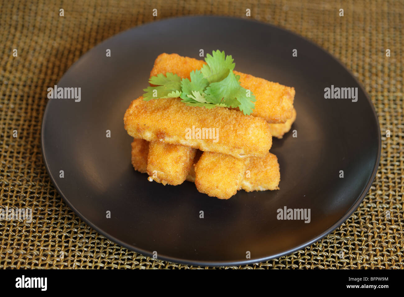 Fish fingers hi-res stock photography and images - Alamy