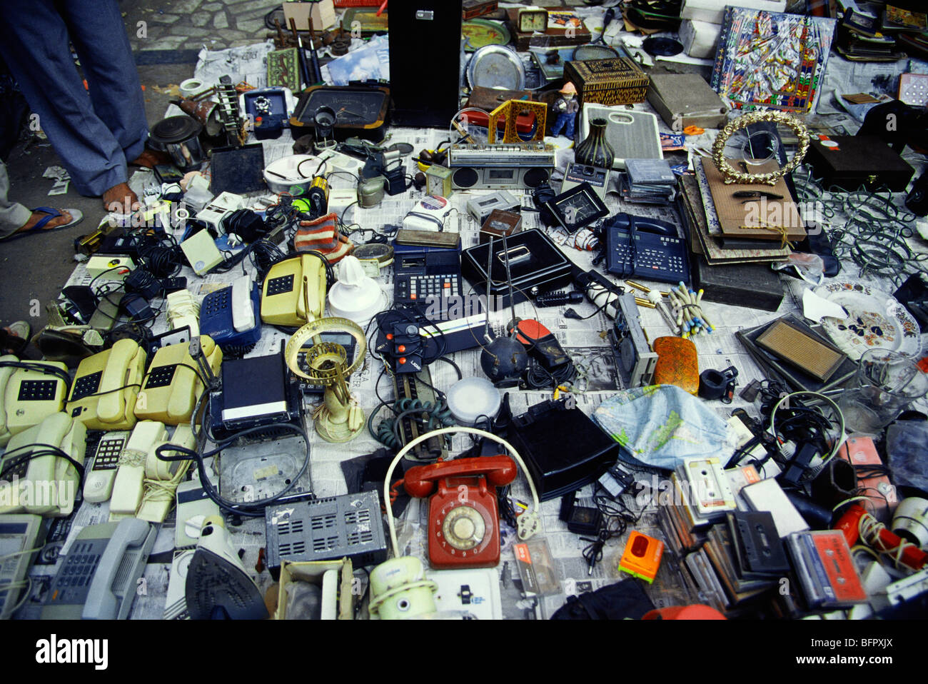 RSC 66612 : Chor Bazaar thieves market ; Bombay Mumbai ; Maharashtra ...