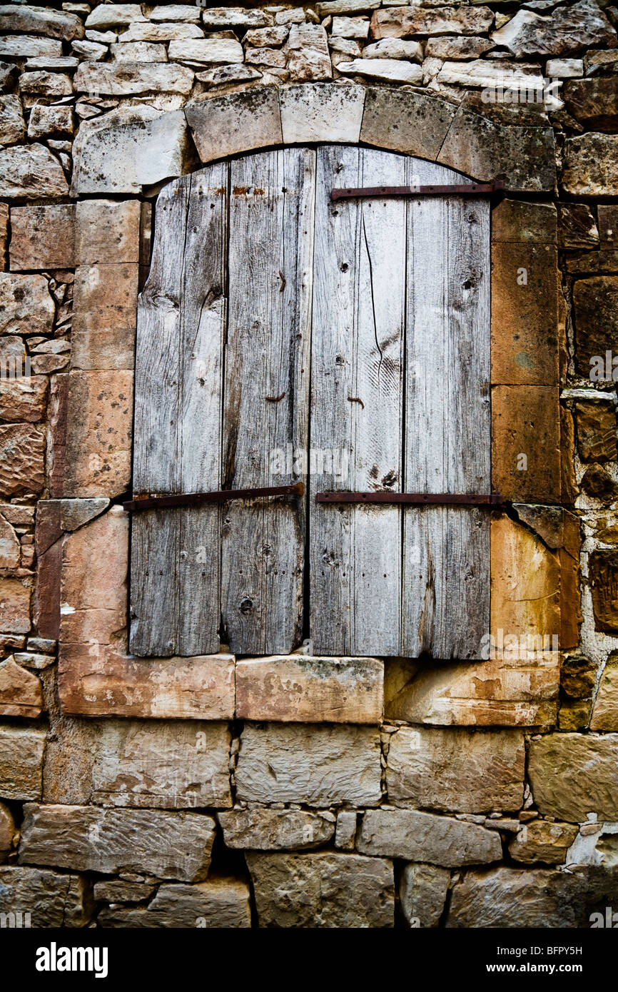 Missing shutter hi-res stock photography and images - Alamy