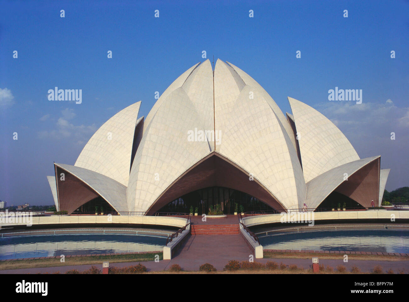 Bahai lotus temple ; Delhi ; India Stock Photo - Alamy