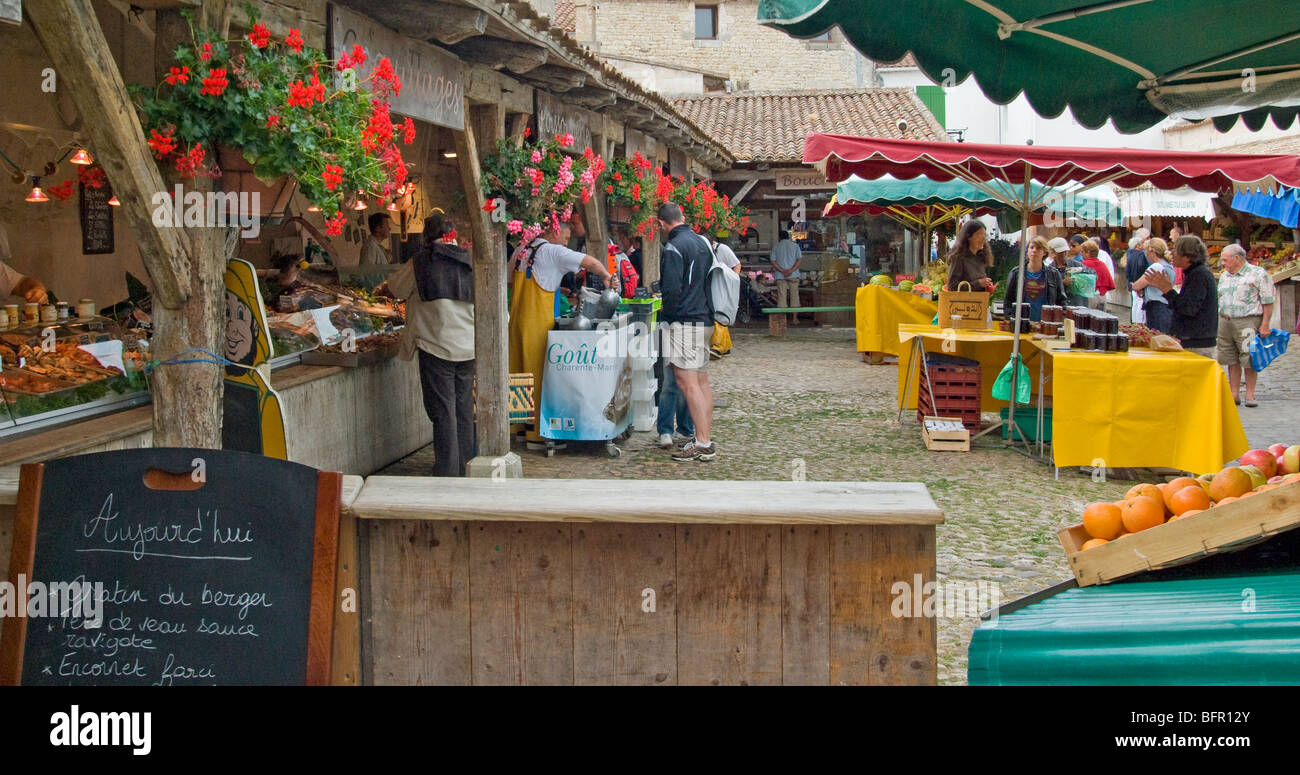 La Rochelle Market High Resolution Stock Photography and Images - Alamy