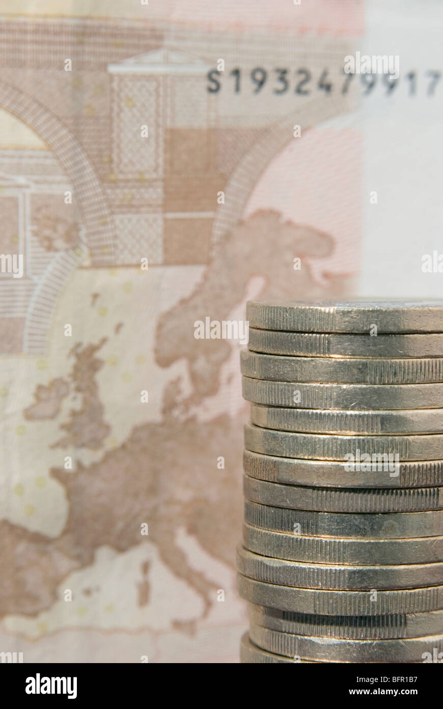 Map of europe euro coins hi-res stock photography and images - Alamy